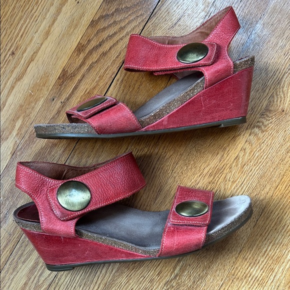 Taos Footwear | Shoes | Taos Footwear Red Leather Sandals With Brass ...